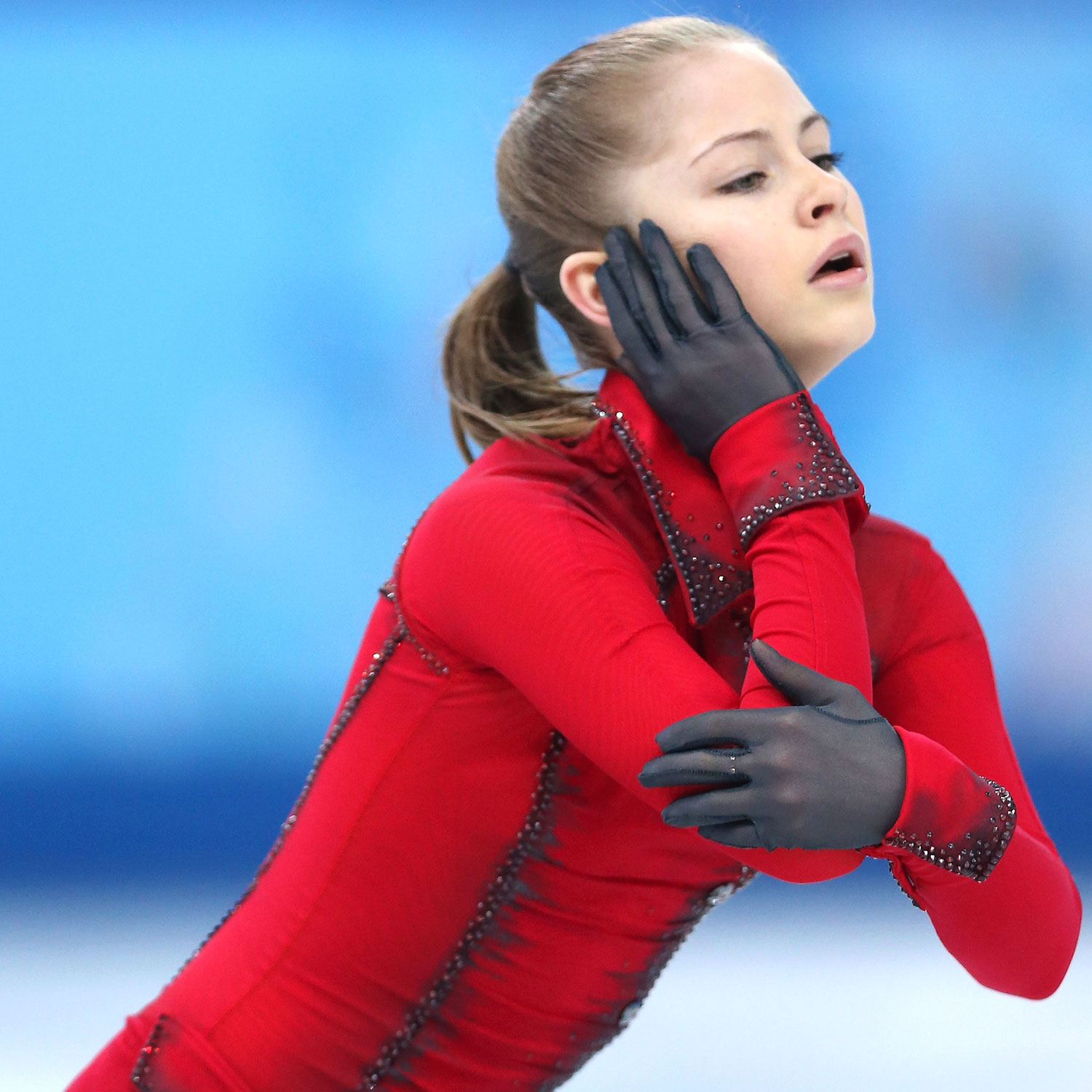 Yulia Lipnitskaia Olympics Figure Skating Yulia Lipnitskaia Red Coat